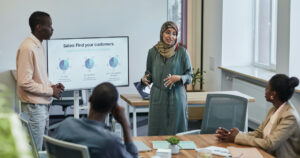 How To Choose the Perfect Sales Model for Your Team