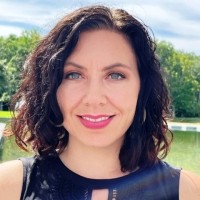 Moody's Analytics Case Study: Accelerate Training - Highspot